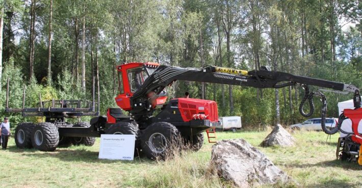 Test drive a Komatsu Forest forwarder? | Bioenergy International