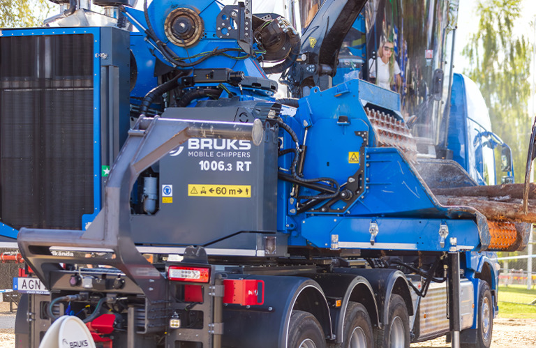 Bruks launches 1006.3 RT– an all new mobile chipper unit | Bioenergy ...