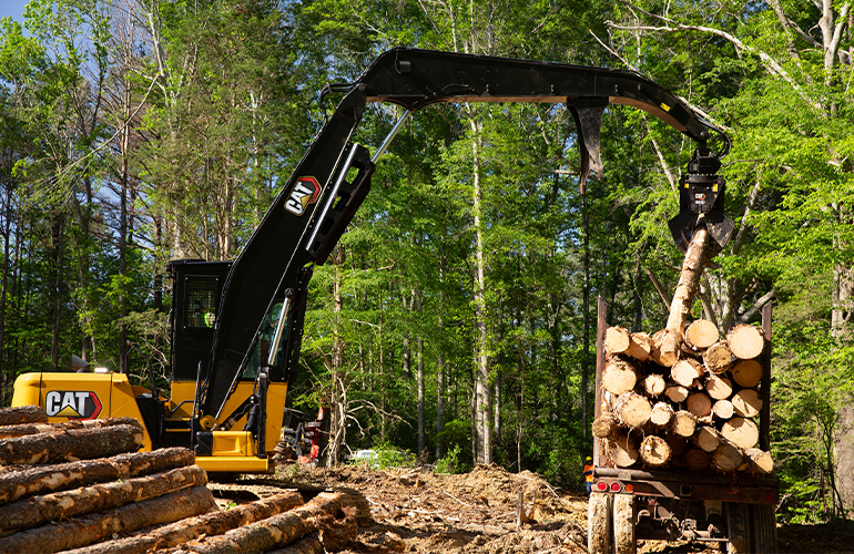 Caterpillar introduces the Cat FM528 GF/LL forest machine | Bioenergy ...