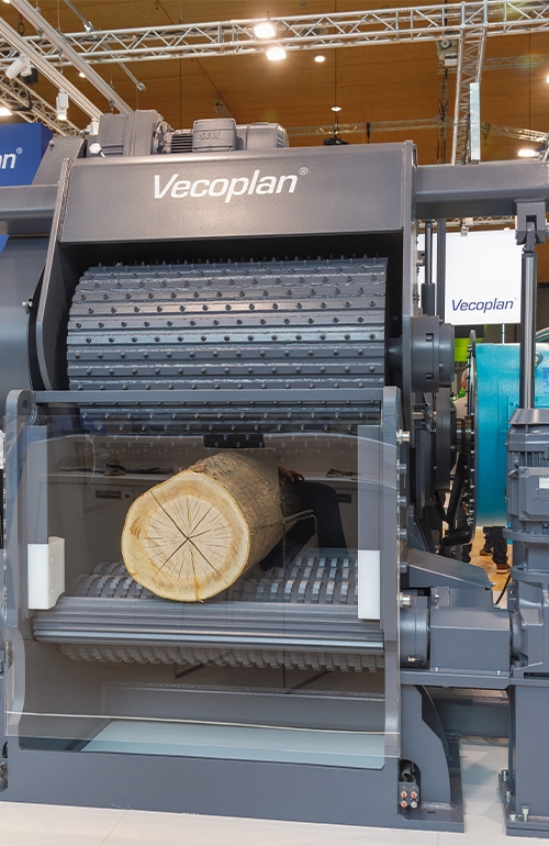 Vecoplan launches VTH 600-1050 BT biomass chipper | Bioenergy International